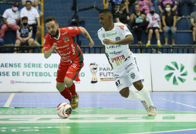 Com o apoio da torcida, Pato Futsal vence o Palmas e avança na Taça ...